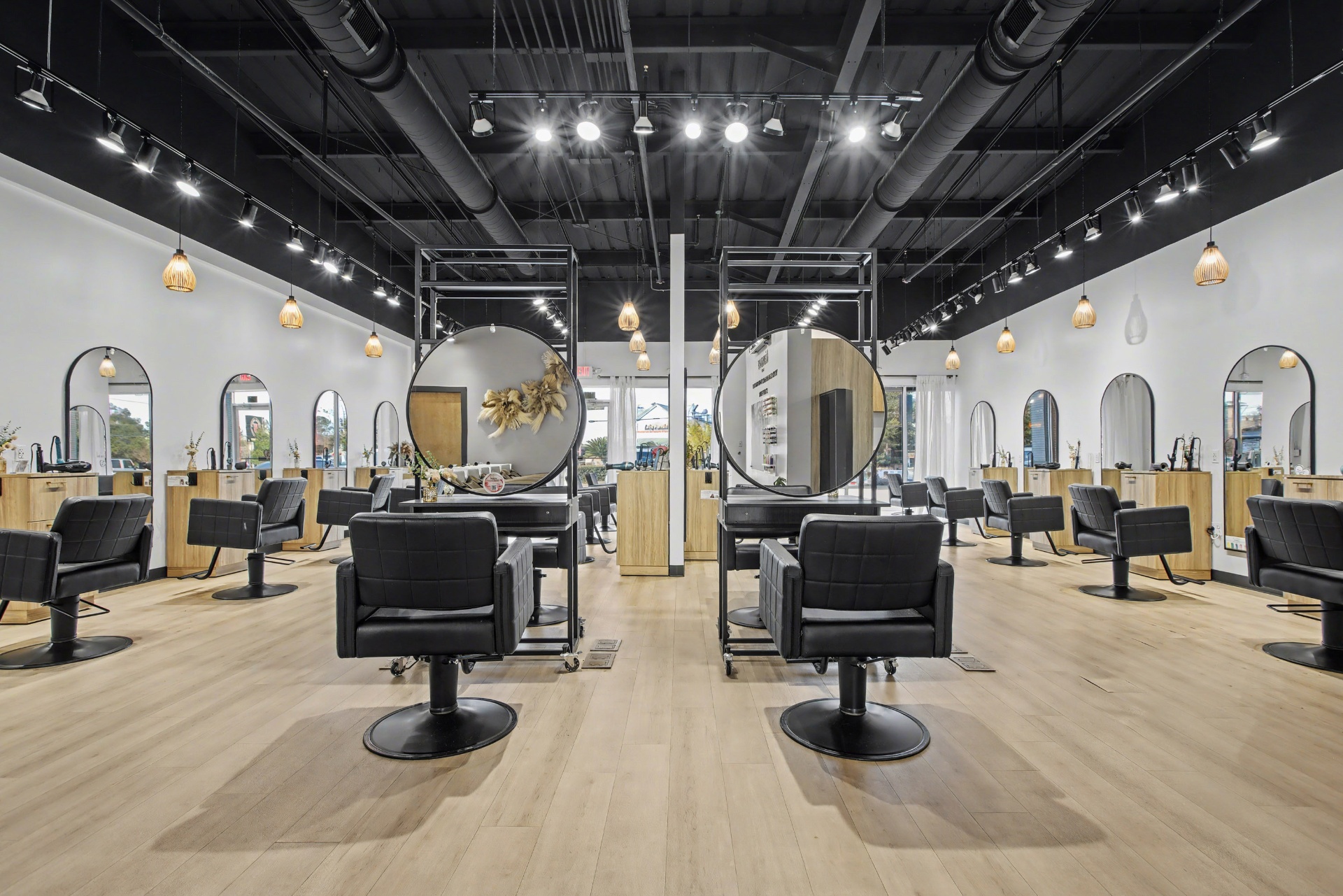 Luna Salon | Top 1% Luxury Hair Salon in Tallahassee, FL